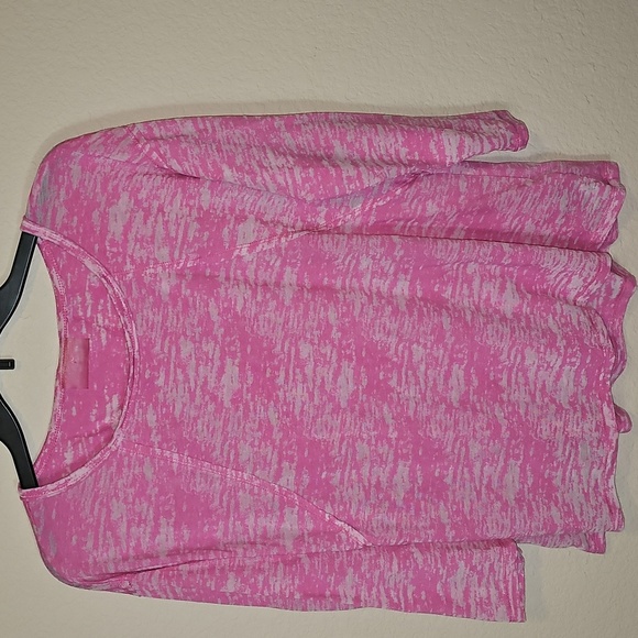 Betsey Johnson | Tops | Betseyjohnsonperformancepinkburnouttop | Poshmark